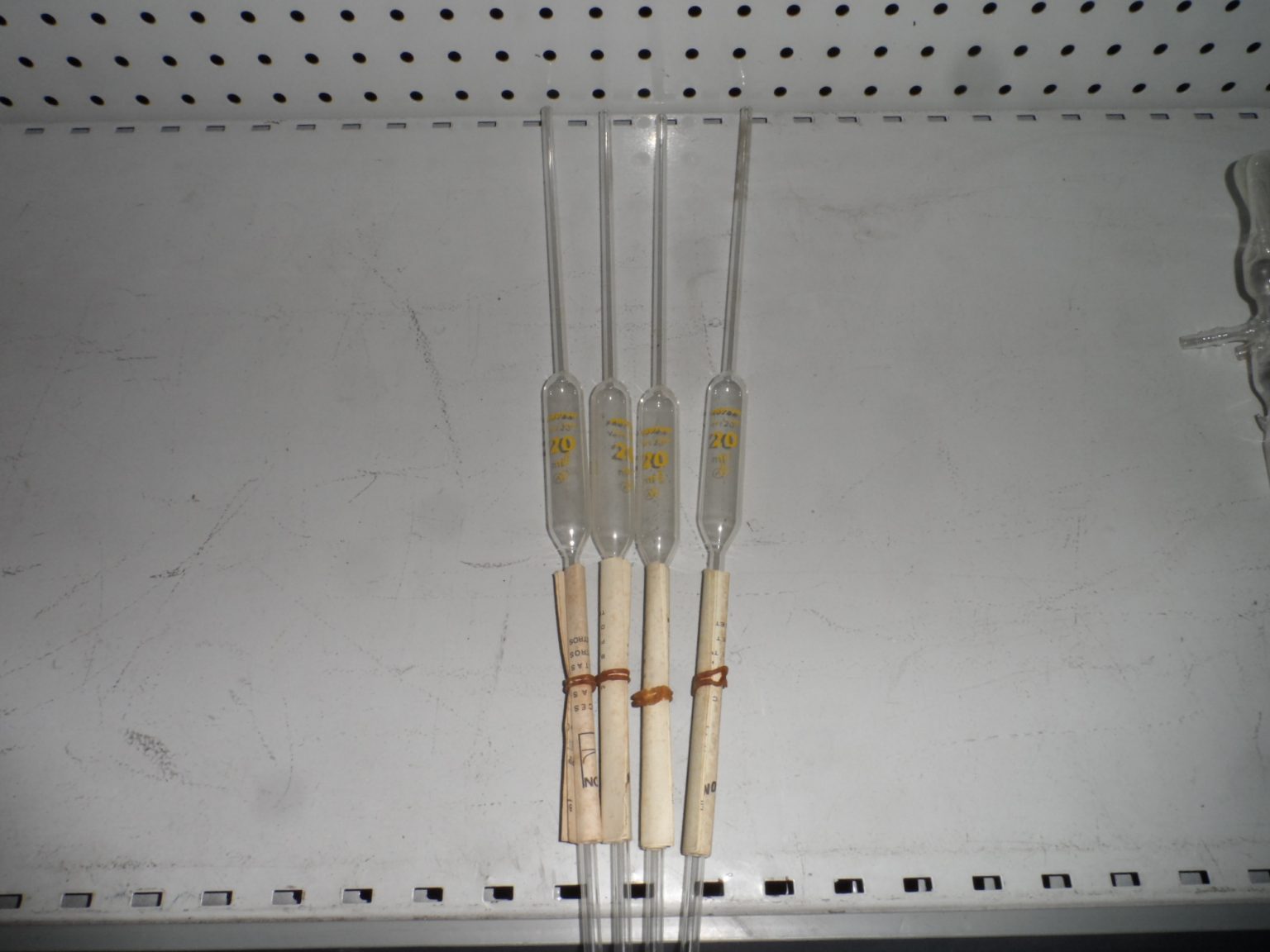 PIPETA AFORADA DE 20ML PROTON - Oller Stocks