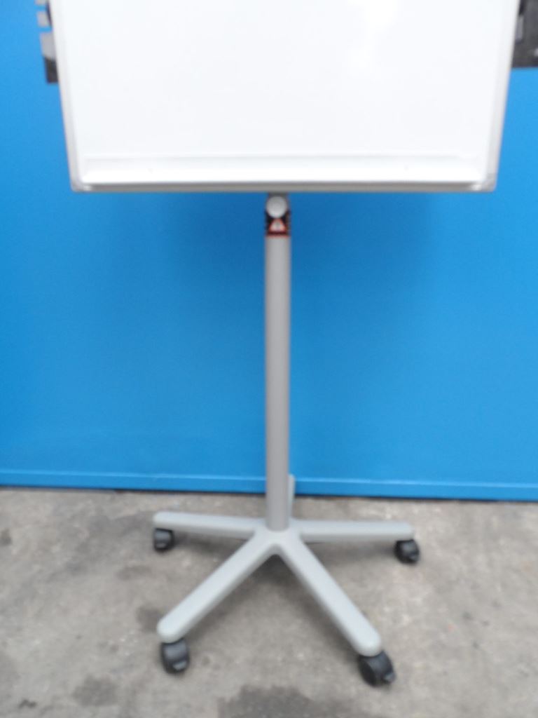 TABLERO, PIZARRA MAGNETICO MÓVIL OFFICE DEPOT - Oller Stocks