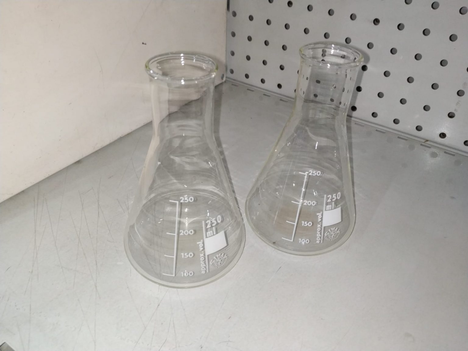 FRASCO MATRAZ CÓNICO DE CRISTAL DE 250 ML - Oller Stocks