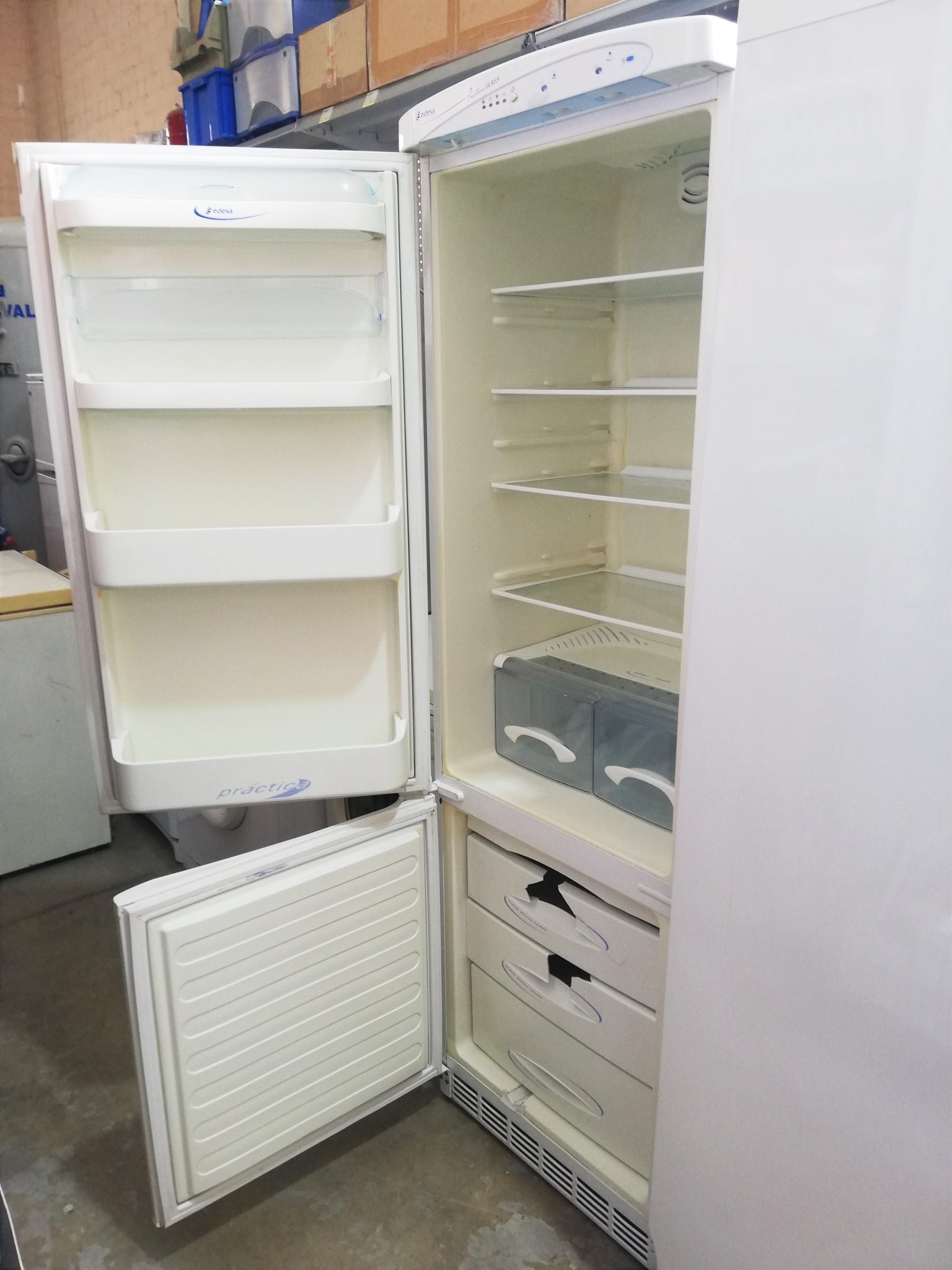 NEVERA CONGELADOR EDESA PRÁCTICA GLASS - Oller Stocks