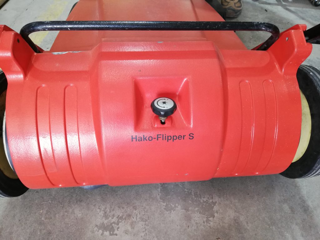 BARREDORA MANUAL HAKO FLIPPER S - Oller Stocks