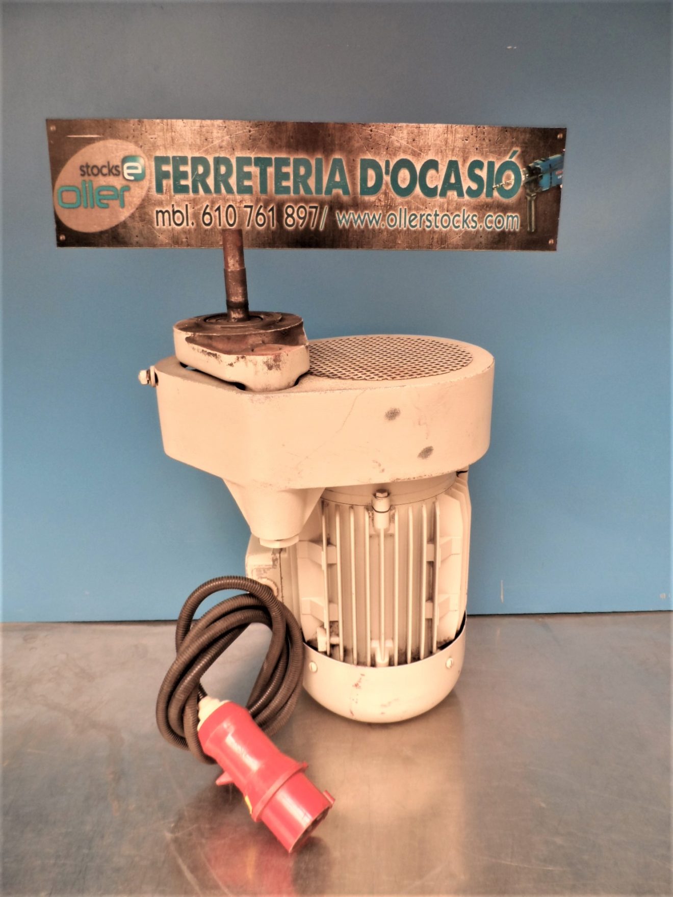 MOTOR REDUCTOR TRIFÁSICO 3'1KW ELEKTROR - Oller Stocks