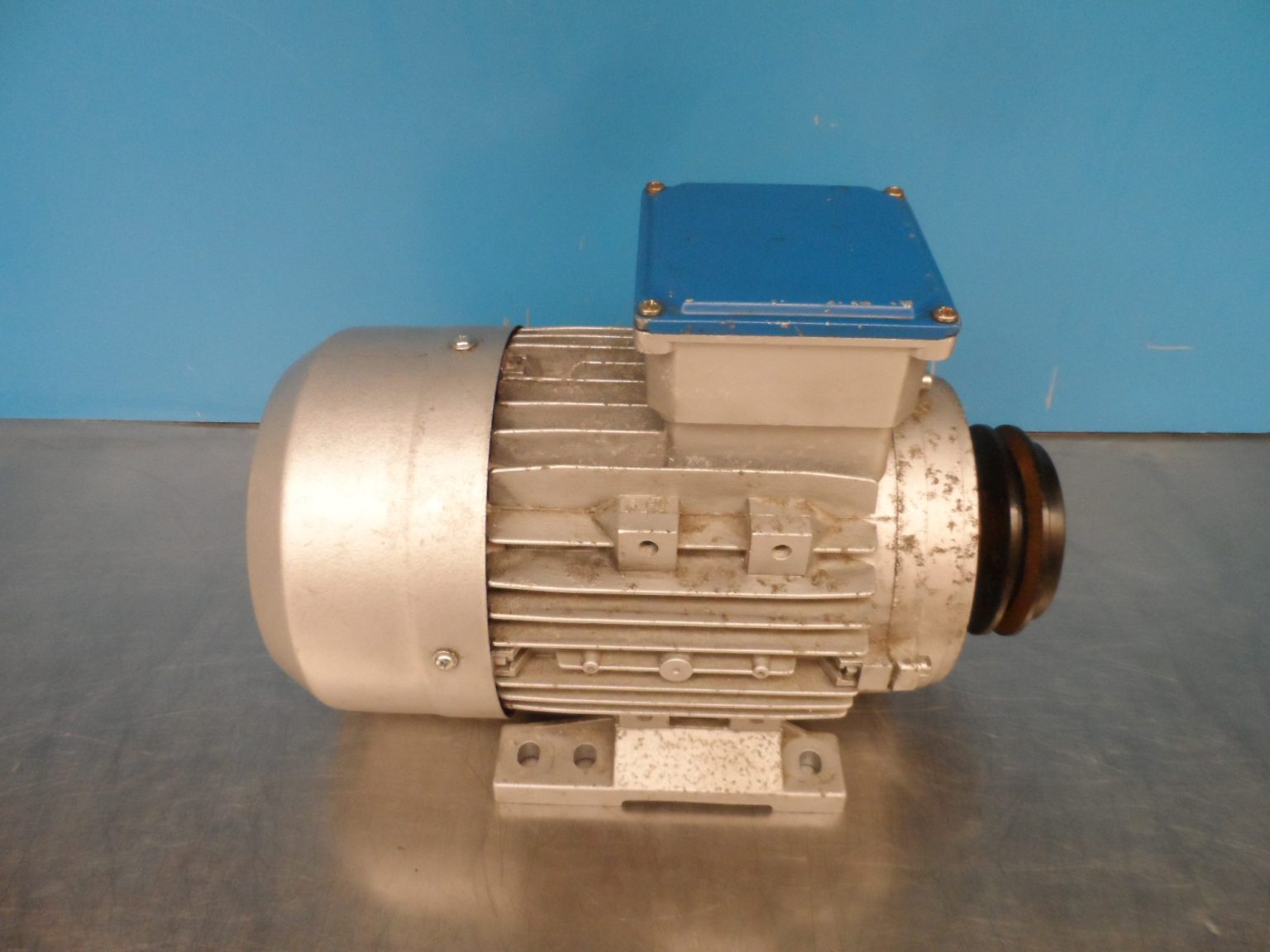 MOTOR TRIFÁSICO MS 90L 1-4 ECHTOP 2CV - Oller Stocks