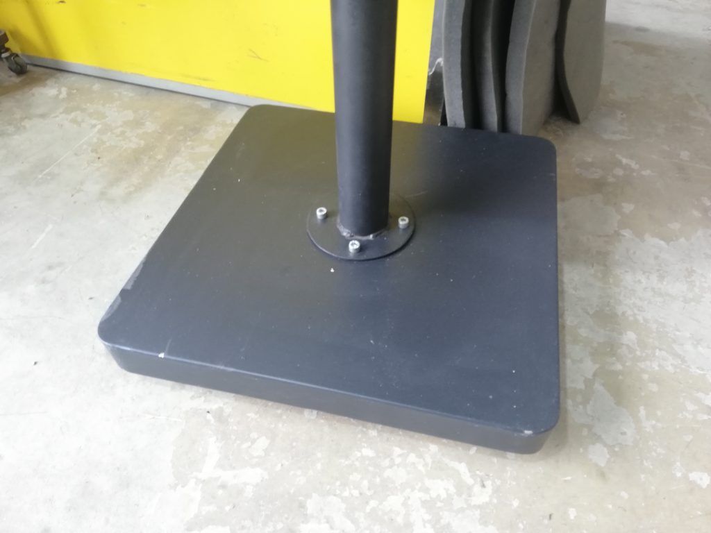 PANEL EXPOSITOR CON RUEDAS 153x50x12CM - Oller Stocks