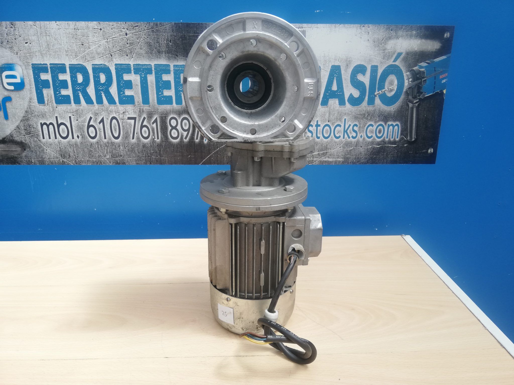 MOTOR REDUCTOR 0.37KW 17RPM - Oller Stocks