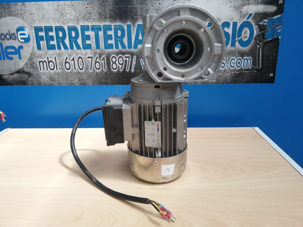 MOTOR REDUCTOR 0.37Kw 17RPM - Oller Stocks