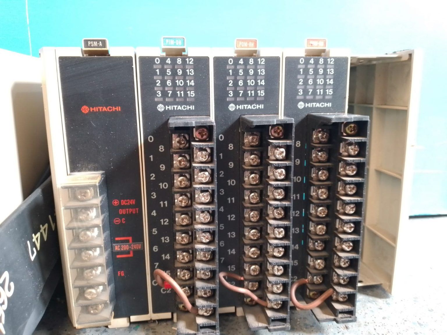 HITACHI PSM-A CONTROL MODULE OUTPUT - Oller Stocks