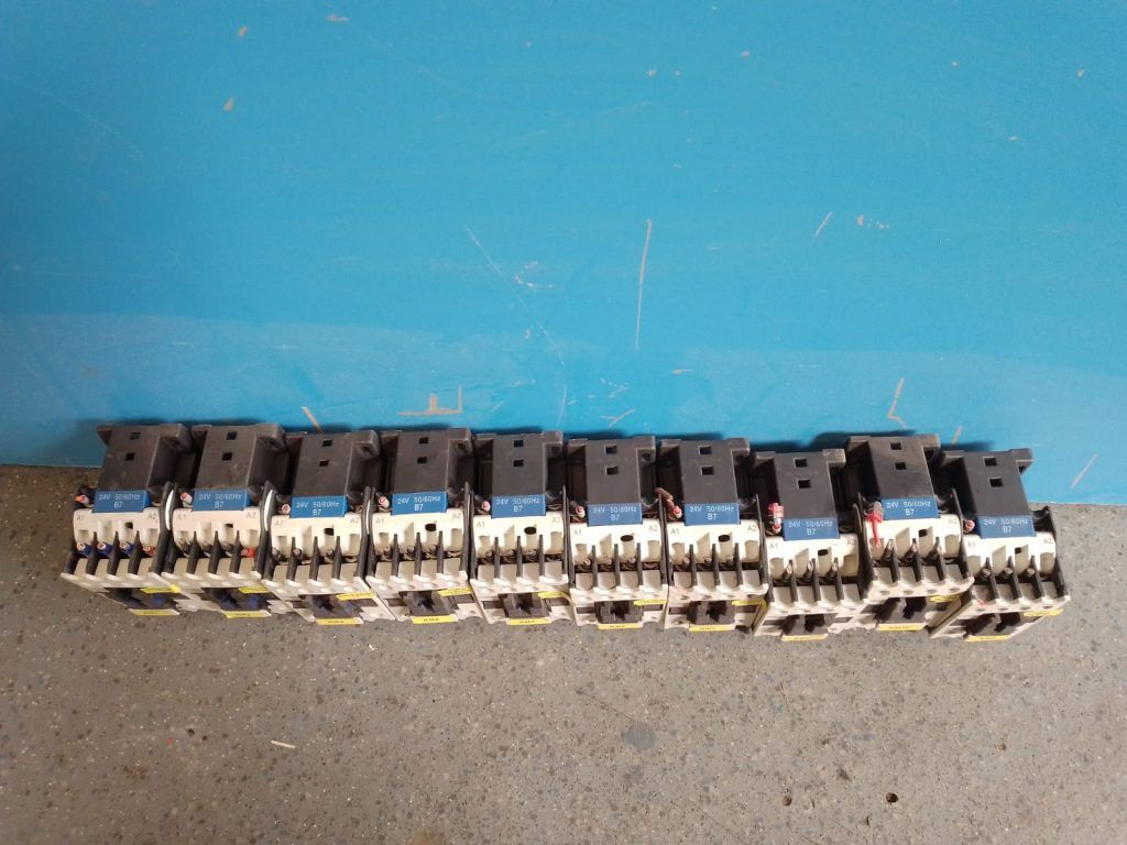 CONTACTOR NC1-1210 20A CHNT - Oller Stocks