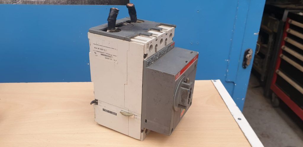 ABB SACE S3H INTERRUPTOR DE CIRCUITO 3 POLOS - Oller Stocks