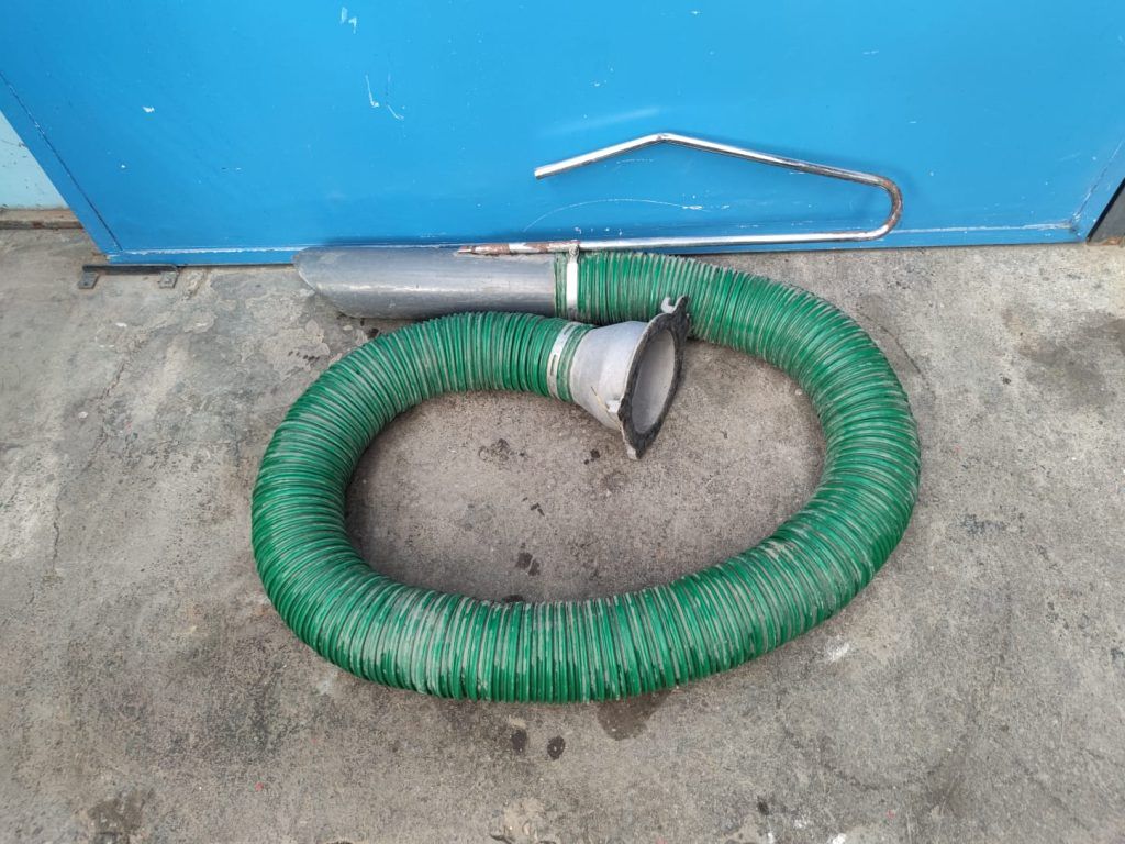 ASPIRADORA DE HOJAS INTEK 190 5'5CV - Oller Stocks