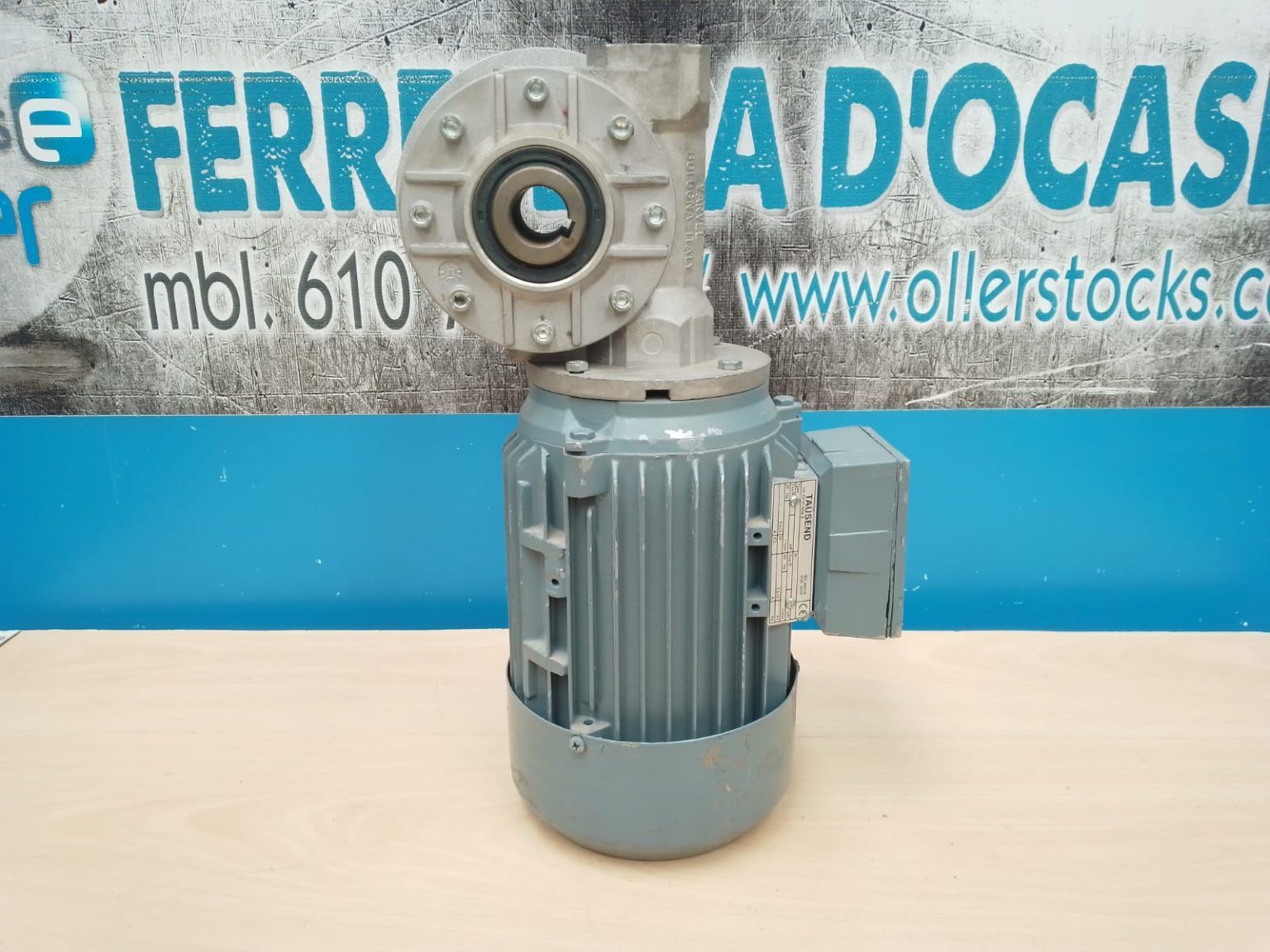 MOTOR REDUCTOR 0.37KW 905RPM - Oller Stocks