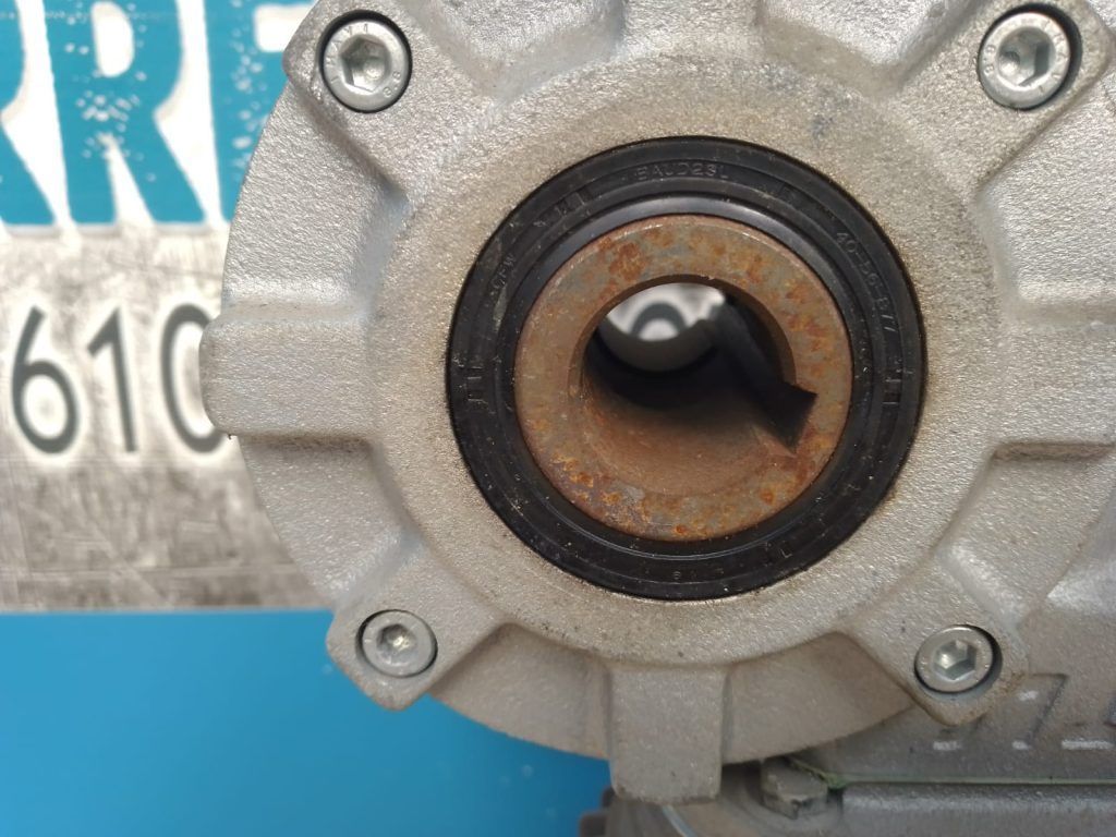 MOTOR REDUCTOR 0.295KW MONOFÁSICO - Oller Stocks