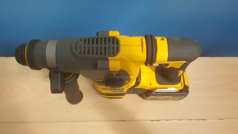 MARTILLO PERFORADOR DEWALT DCH333 - Oller Stocks