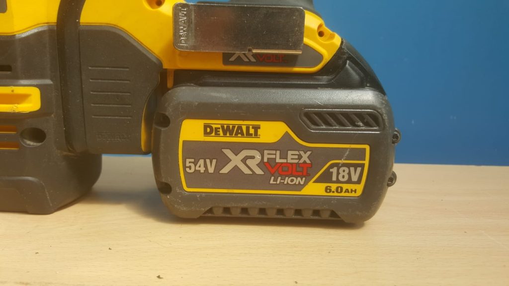MARTILLO PERFORADOR DEWALT DCH333 - Oller Stocks