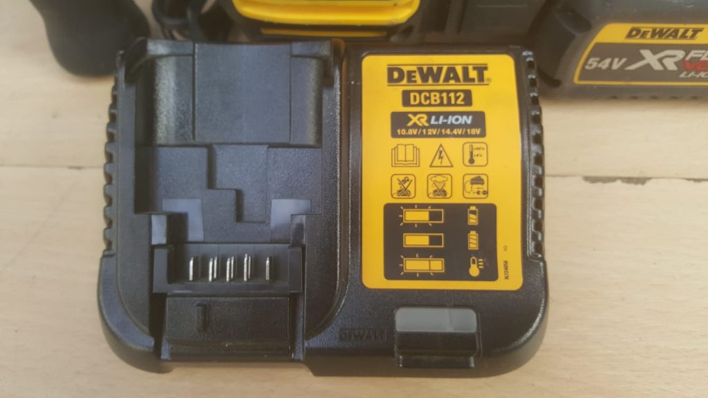 MARTILLO PERFORADOR DEWALT DCH333 - Oller Stocks